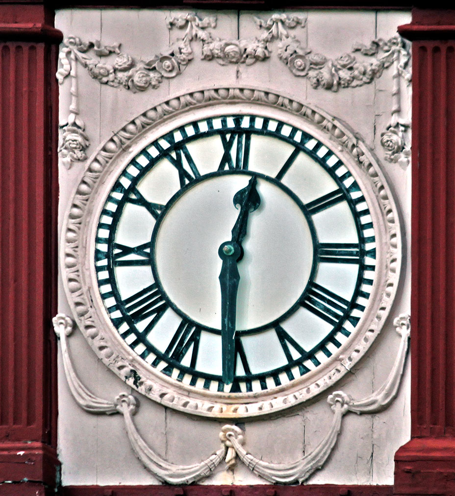 BH: Become a West Station clock patron